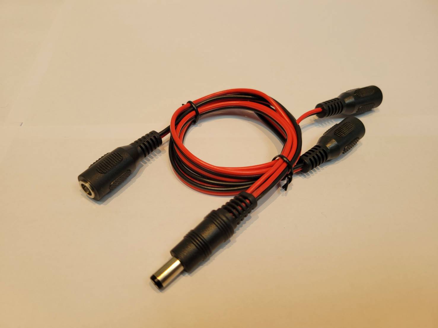 DC Plug Cable Assembly - 世新電線電纜